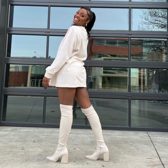 Steve Madden | Shoes | Steve Madden Off White Knee High Boots | Poshmark